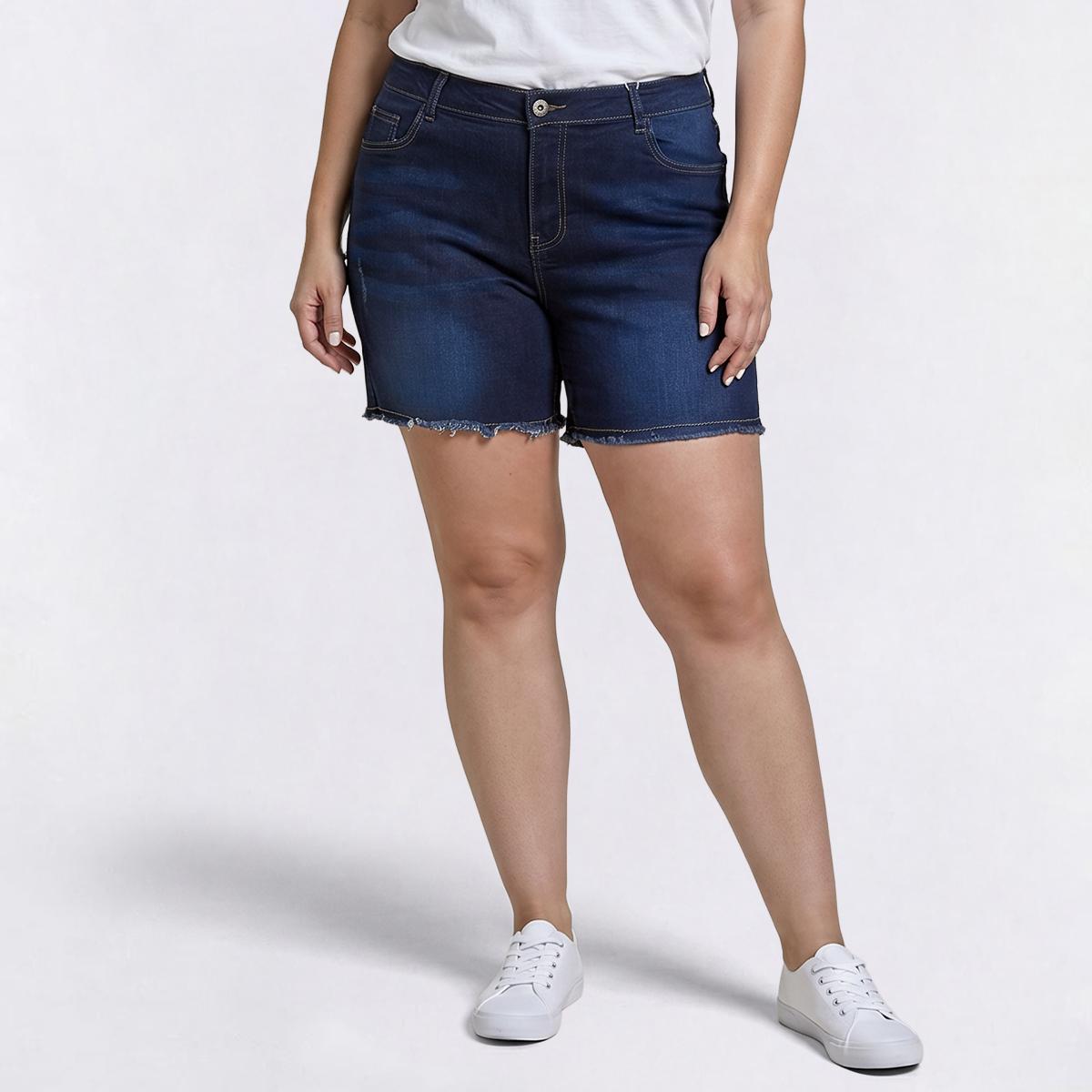 Click here for Juniors Plus YMI(R) 1 Button Fray Hem Denim Shorts prices